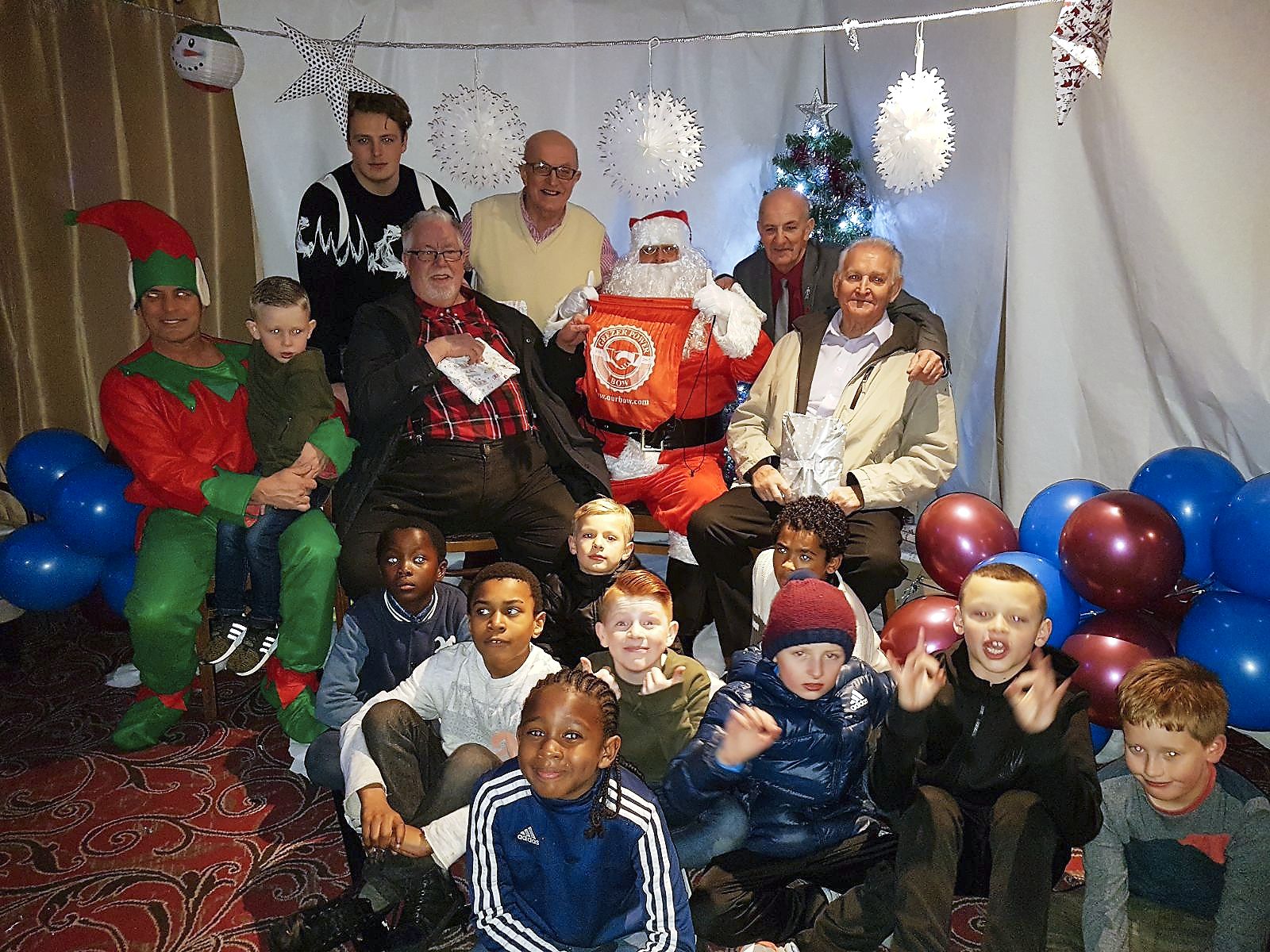 Dagenham U10 Blues football team Christmas Party – Our Bow