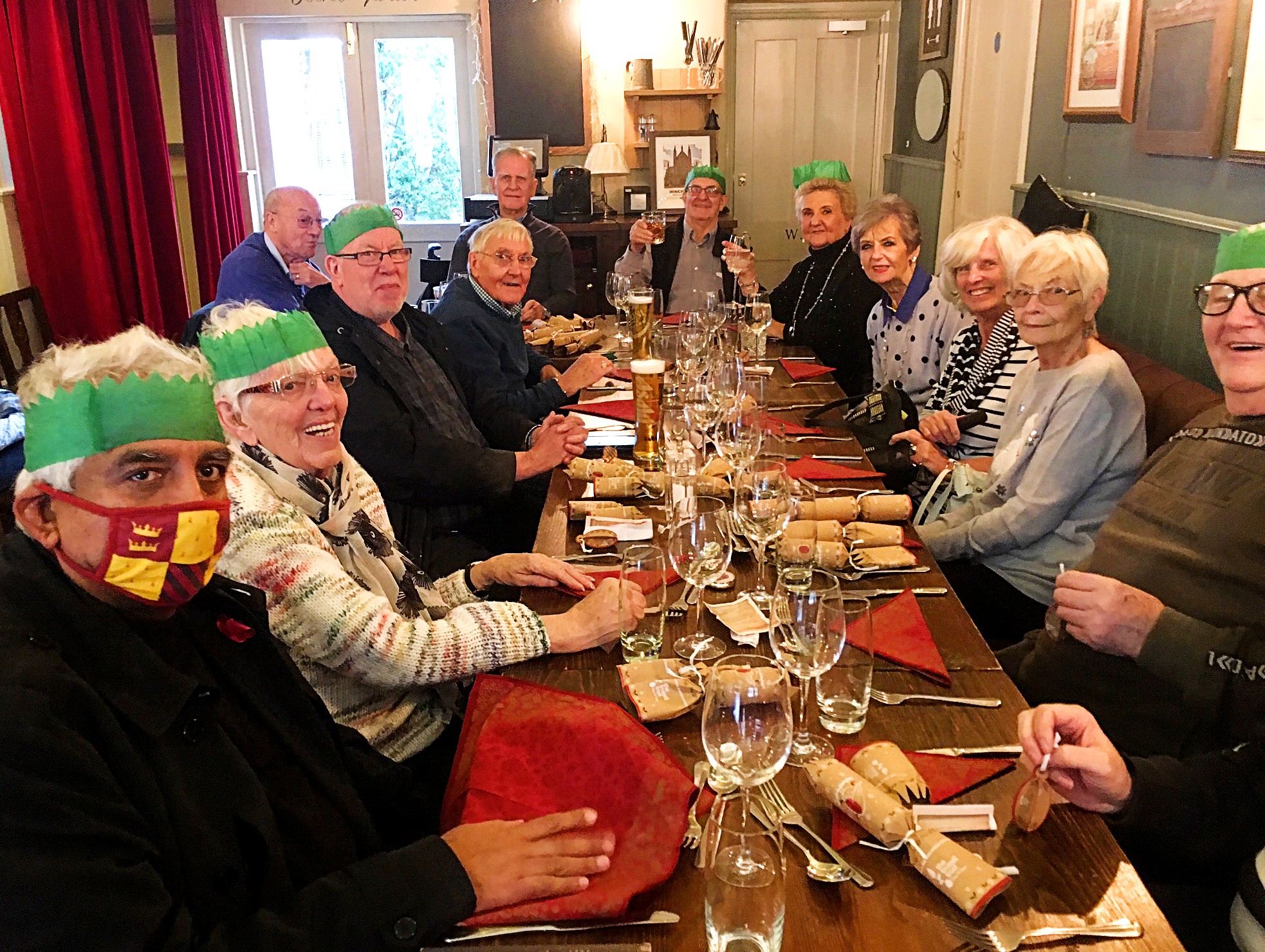 The Geezers coach trip to Winchester – Our Bow